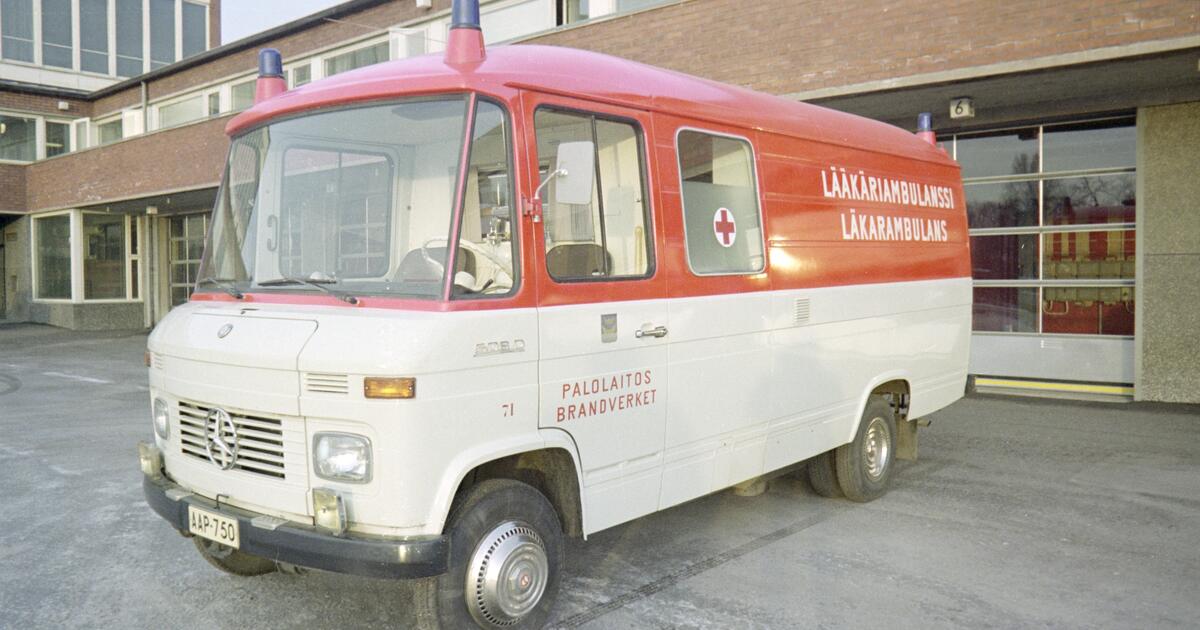 Ensimmäinen lääkäriambulanssi | Helsingin kaupunki